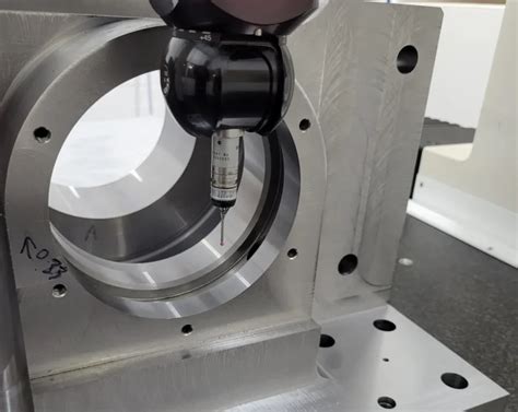 Discover The Advantages Of CNC Machining VS Manual Machining
