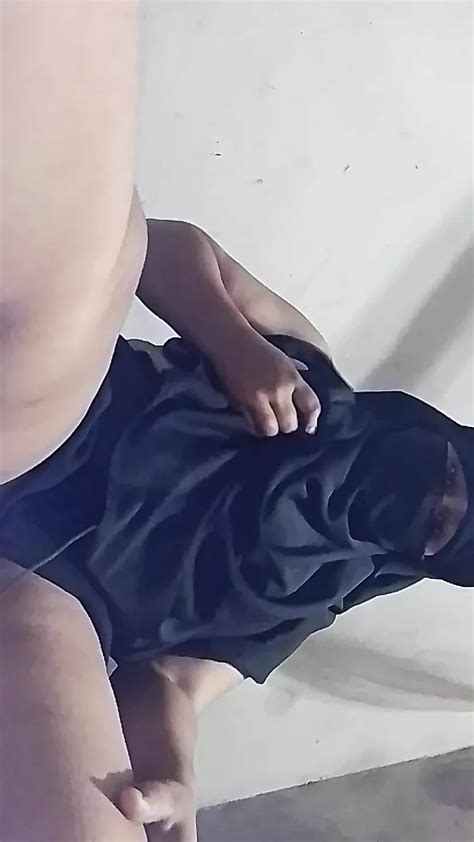 LArabie saoudite fait des grillades dans une chambre vidéo de sexe avec Sumi étudiante BD