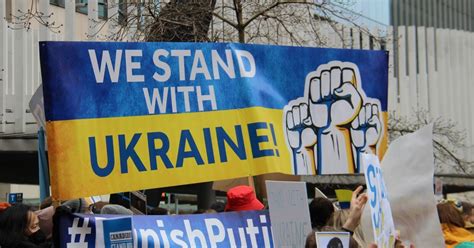 24 лютого річниця початку повномасштабної війни в Україні день ангела та цей день в історії