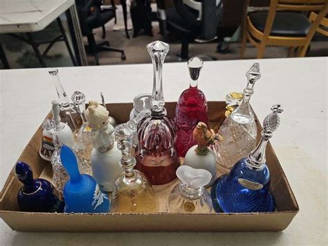 Assorted Bells Isabell Auction