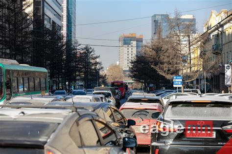 Тээврийн хэрэгслийн татварын нэмэгдлийг цуцлах саналыг хэлэлцэнэ