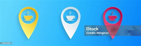 파란색 배경에 격리 된 핫 커피 컵 아이콘이있는 용지 잘라맵 포인터 종이 아트 스타일 벡터 0명에 대한 스톡 벡터 아트 및 기타