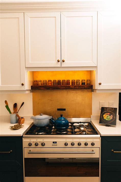 Gallery Floating Edge Designs