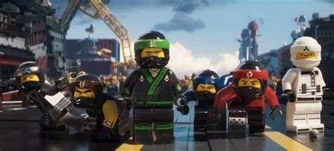 The Lego Ninjago Movie Featurette It S Like Power Rangers With Legos And Improvisation