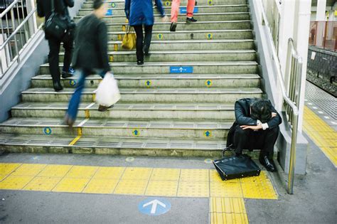 外国人「日本の酔っ払いの写真が面白い」海外の反応 かいこれ！ 海外の反応 コレクション