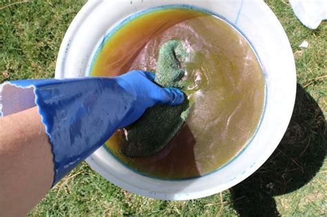 The Backyard Guide To Indigo Dyeing
