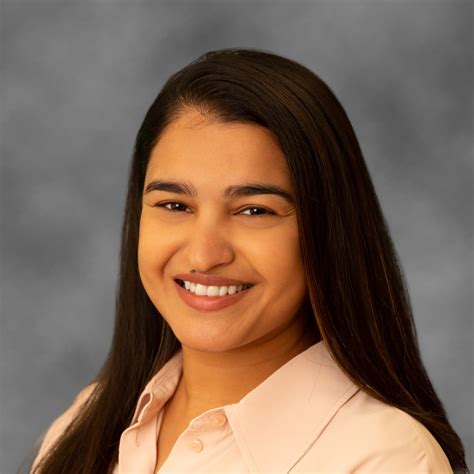 Dr Diksha Agrawal Apple Tree Dental