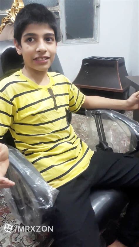 آنباکسینگ سندلی جدید