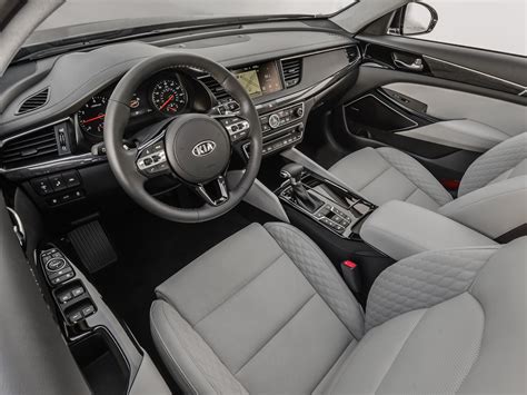 Kia Cadenza 2022 Interior