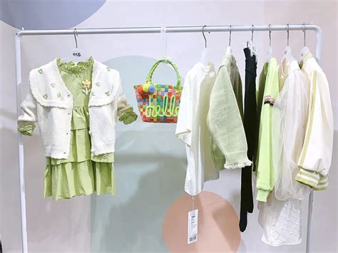 芭乐兔 春天给孩子们穿衣服都有哪些注意事项宝妈们赶快学起来 哔哩哔哩