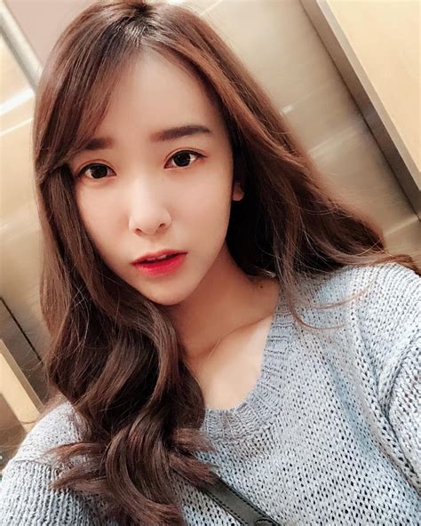 张雅涵甜美外表火辣身材看到让你冻末条 Vtr宅趣坊