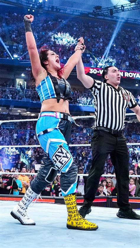 Bayley Wwe Royal Rumble 2024 Wwe Superstars Photo 45392967