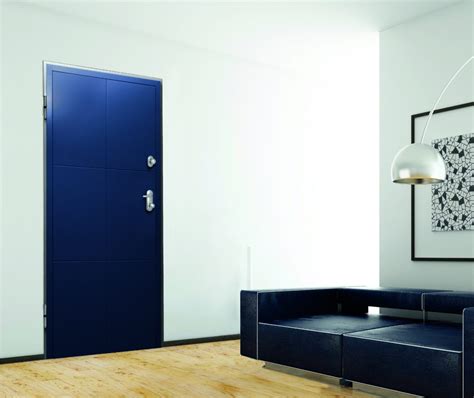 Sentry Header Image 32x 100