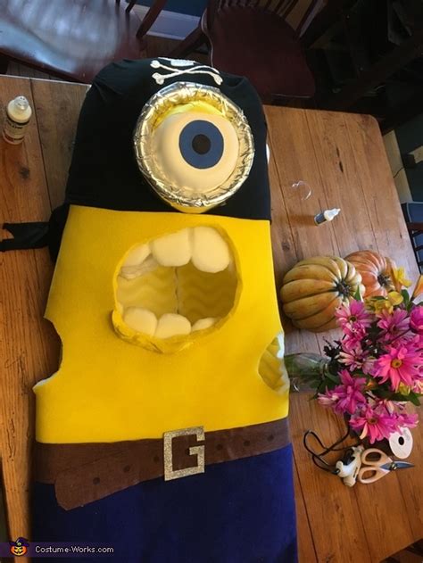 Pirate Minion Costume Last Minute Costume Ideas Photo 23