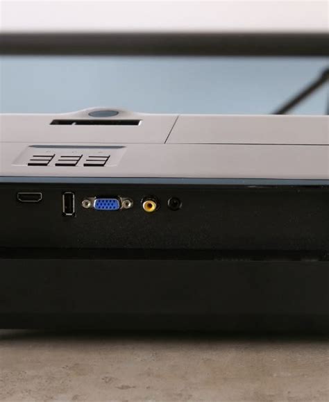 How Do I Fix My HDMI Port On My Projector Pointer Clicker