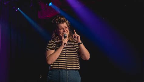 Coco Belliveau Humoriste Multidisciplinaire Onfr