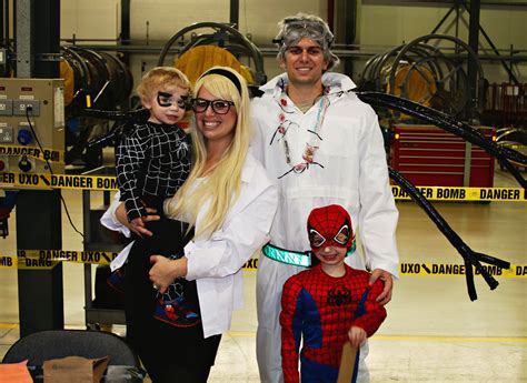 Gwen Stacy Lab Outfit