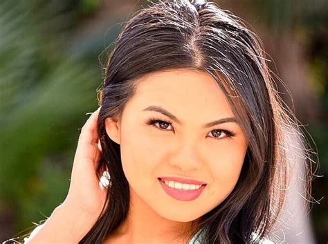 Cindy Starfall
