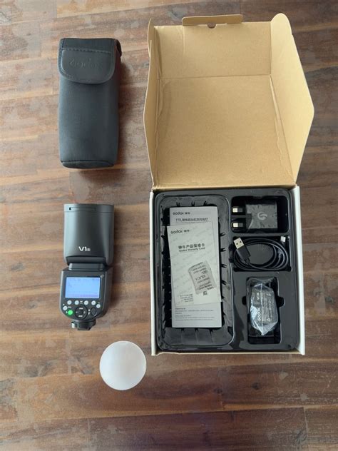 Godox V1s V1 Sony, Photography, Photography Accessories, Flashes on ...