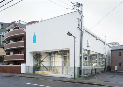 Schemata Architects Inserts Coffee Shop Into Tokyo Warehouse