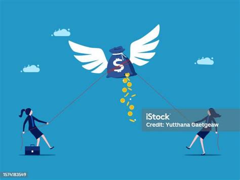 금융 및 투자 돈 가방을 당기기 위해 경쟁하는 여성 사업가 개선에 대한 스톡 벡터 아트 및 기타 이미지 개선 결정 경매 Istock