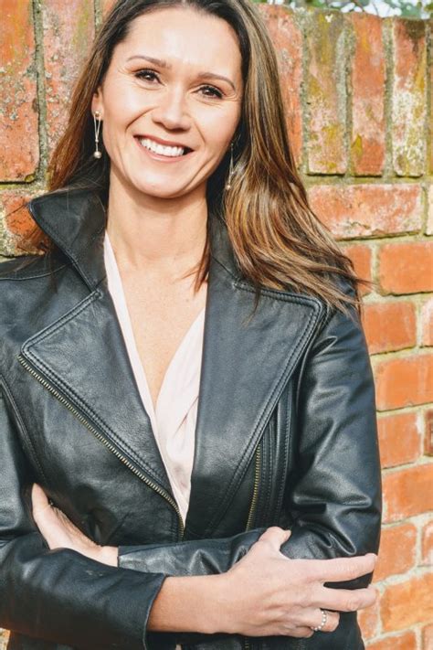 Portfolio Model Agency Sandy