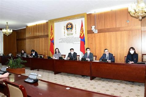 “Парламентын ажлын албаны ажил мэргэжлийн онцлог чиг үүрэг” сэдэвт чиглүүлэх сургалт боллоо