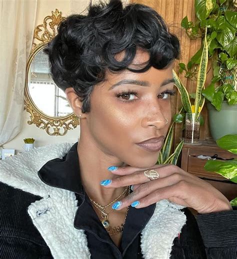 How To Curl A Pixie Cut