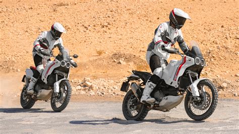 Desertx Gets Turn By Turn Navigation For 2023 Transmoto