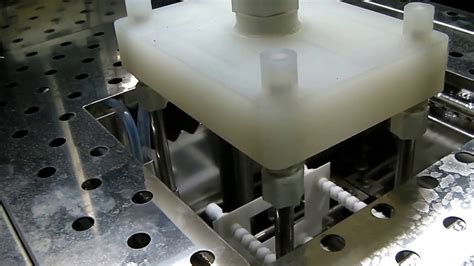 千謄半導體設備製造 濕製程設備 半導體清洗設備 蝕刻 超音波清洗機 乾冰清洗機 濕式製程相關設備 特殊製程設備開發 半導體設備 塗佈 超音波