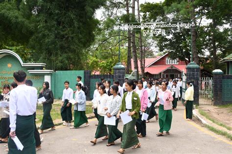ပြင်ဦးလွင်မြို့နယ်၌ ၂၀၂၅ ခုနှစ် ပြန်လည်ကျင်းပသည့် တက္ကသိုလ်ဝင်စာမေးပွဲတွင် မြန်မာစာဘာသာရပ် စတင်ဖ