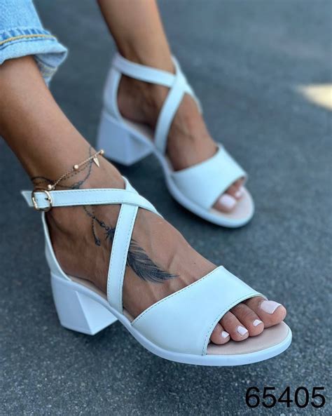 Жіноче взуття Кросівки Кеди Лофери Улюблена новинка😍 Ціна 1300 грн Натуральна замша