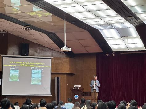 海洋生命学院举办多细胞蓝细菌的细胞形态发生机制讲座报告会