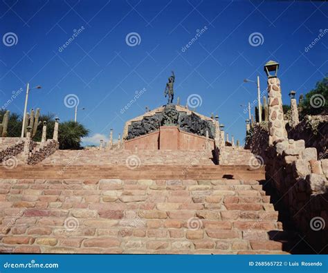 Humahuaca Jujuy Argentina Monumento De Dian Humahuaca Escalera De