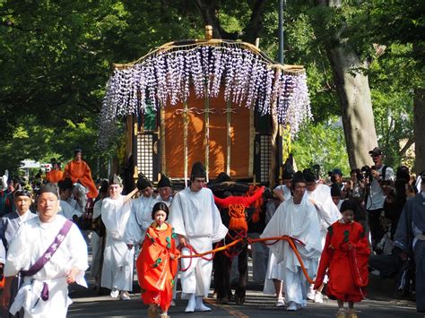 葵祭 路頭の儀 加茂街道にて 京都旅屋