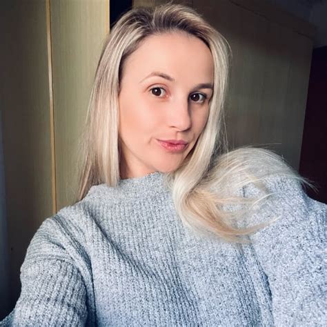 Kelly Fk On Threads