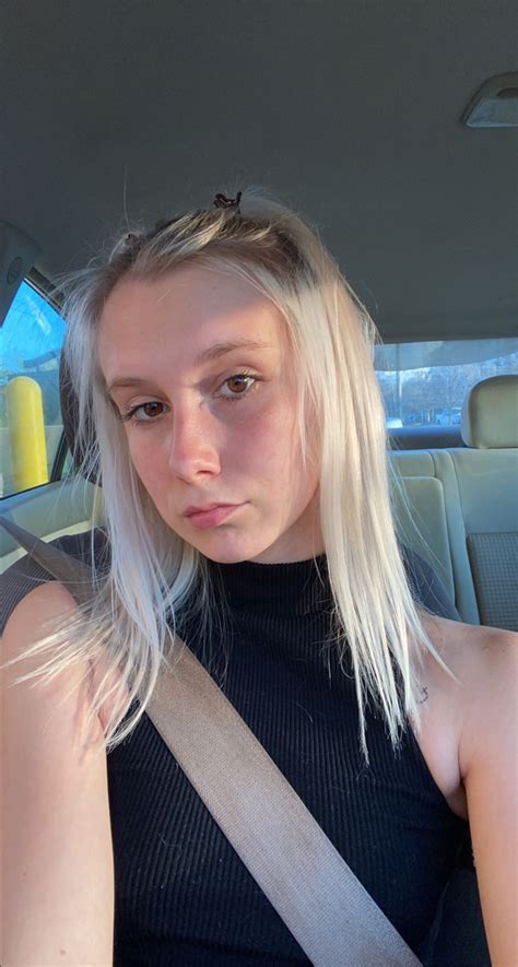 Goddess Luna Foot Adoration Foot Fetish Directory And Foot Fetish Content Creator Index