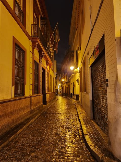 여자 혼자 스페인여행 세비야 3편 Feat 홀로 골목여행과 세비야 디저트 맛집 추천 네이버 블로그