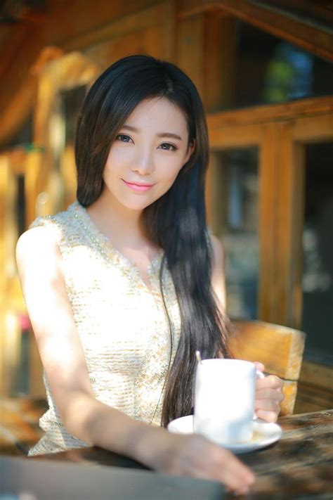 優雅氣質美女冰肌玉骨儀態超卓 每日頭條