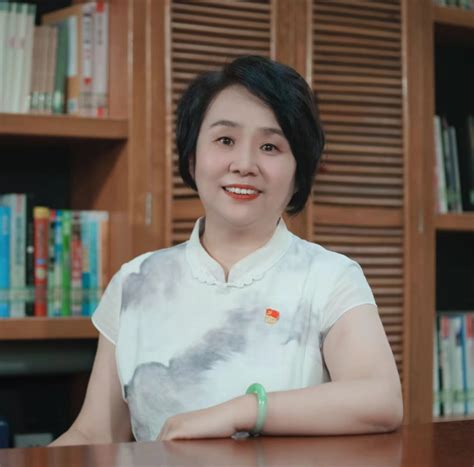潘亚男 中国科学院大学 UCAS