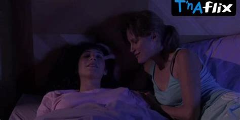 Silvia Suvadova Lesbian Scene In Behaving Badly Tnaflix Com