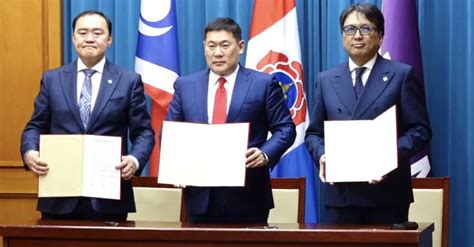 Хамтарсан Засгийн газарт ажиллах АН МАН ХҮН намын удирдлагууд “санамж бичиг” т гарын үсэг