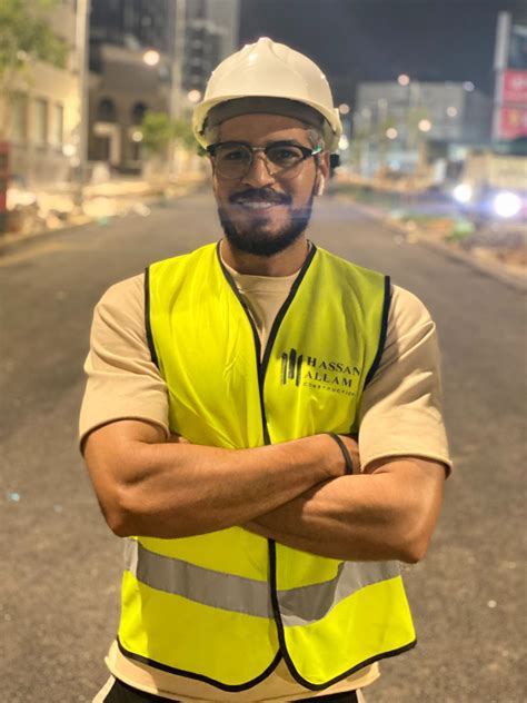 Amr Elgazzar On Linkedin اناحسنعلام Hassanallamholding Hac