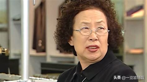 Luo Wenji Is Over 80 Years Old And Still Filming Cooperating With Her