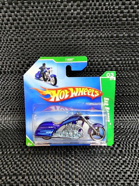 Hot Wheels Bad Bagger Motorcycle Cruiser Treasure Hunt Short