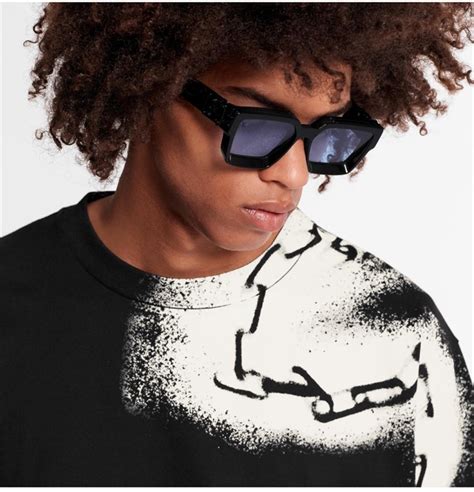 China Customized Square And Rectangle Sunglasses For Men Suppliers