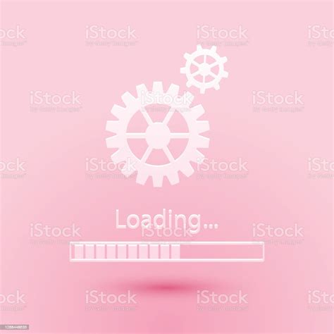 분홍색 배경에 격리 된 용지 절단 로딩 및 기어 아이콘 진행률 표시줄 아이콘입니다 시스템 소프트웨어 업데이트 로딩 프로세스