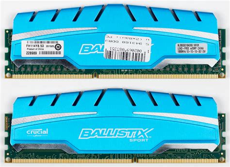 Три двухканальных набора памяти DDR3 суммарным объемом 16 ГБ