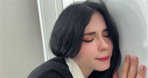 Sweetie Fox Videos Albums