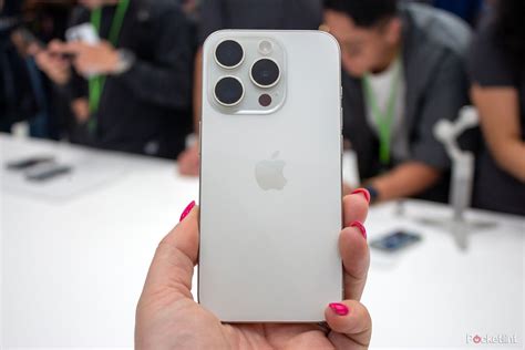Apple Iphone 15 Vs Iphone 15 Professional What Is The Distinction Deegitalrays